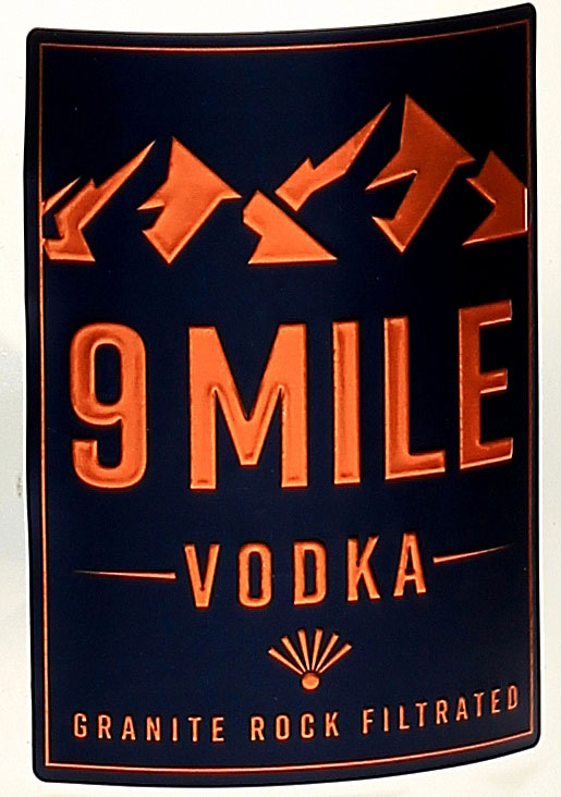 9 Mile Vodka, preisgekrönter und erstklassiger Vodka